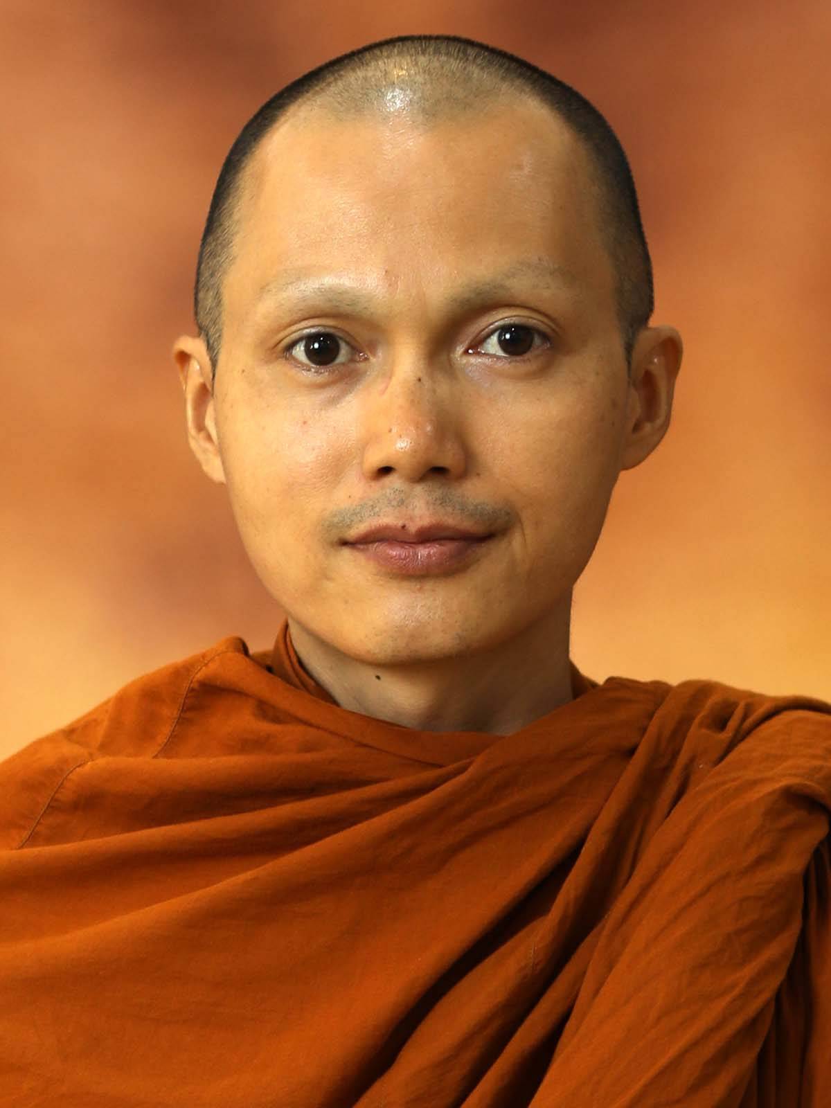 Bhikkhu Medhavīro Thera - Saṅgha Theravāda Indonesia